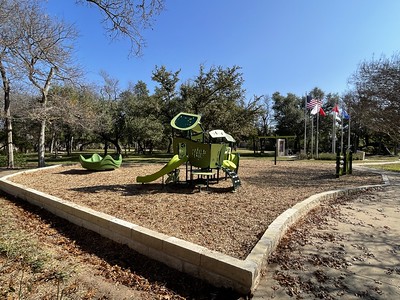 Veterans Park - Fern Bluff